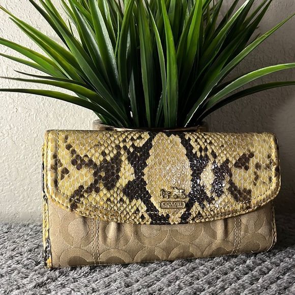 Coach | Bags | Coachreservewallet | Poshmark